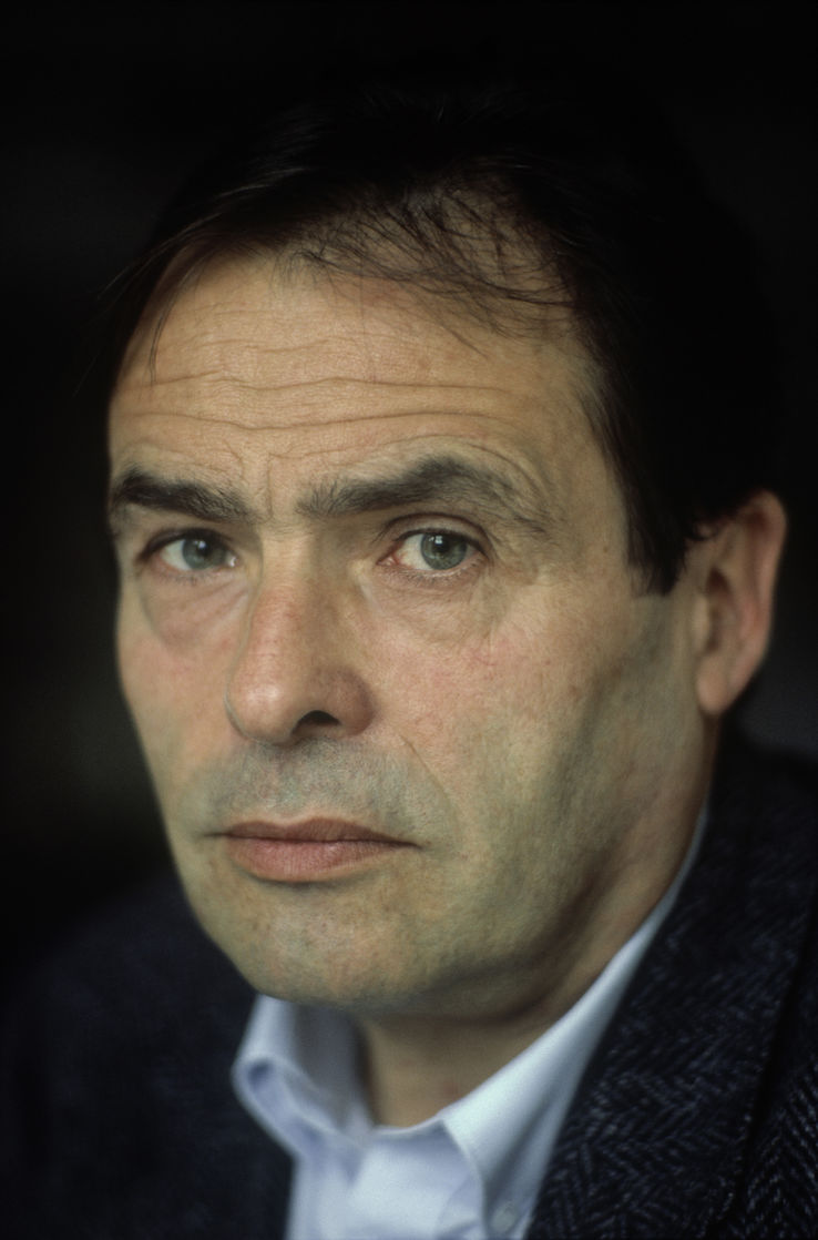 Pierre Bourdieu em A Sociologia É Um Esporte De Combate (2001)
